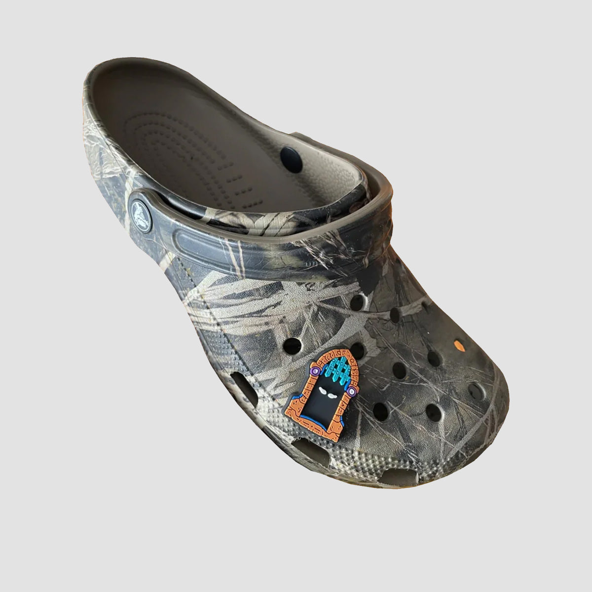 Dungeon Portcullis Croc Jibitz Charm